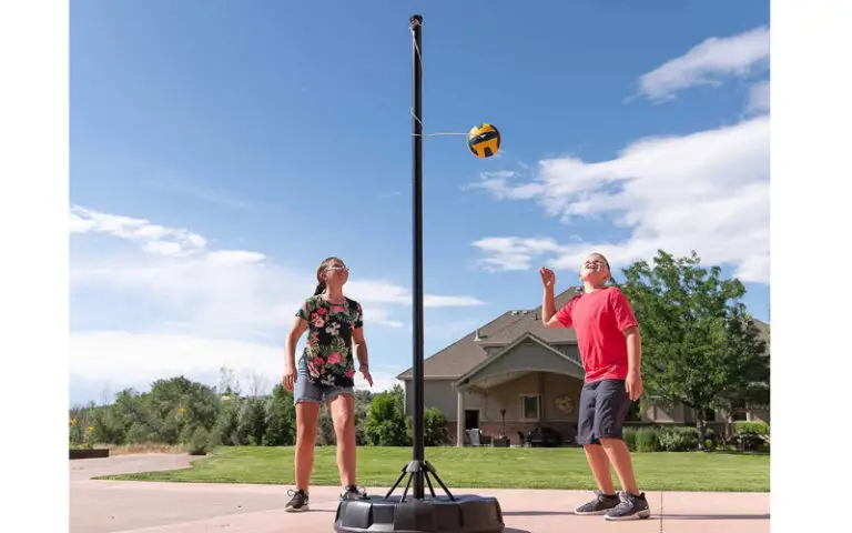 Tetherball History – Who Invented Tetherball? (All You Need to Know ...