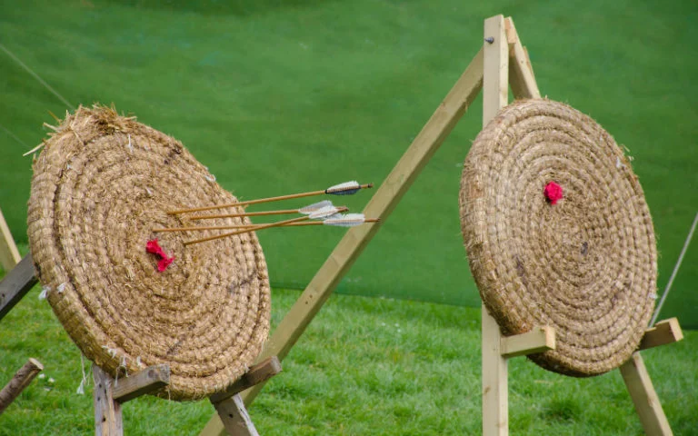 How to Make a Straw Archery Target (5 Easy Steps) - Backyard Caring