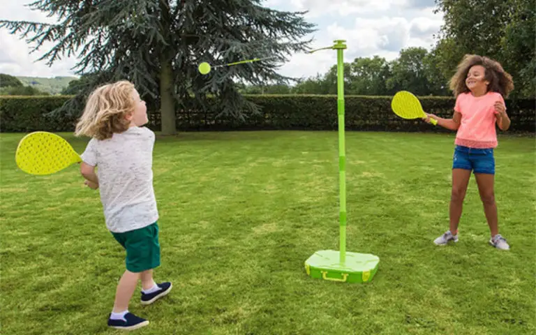 How Do You Play and Win a Swingball Game? - Backyard Caring