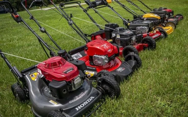 High Wheel Vs. Low Wheel Lawn Mower – What’s Better? - Backyard Caring